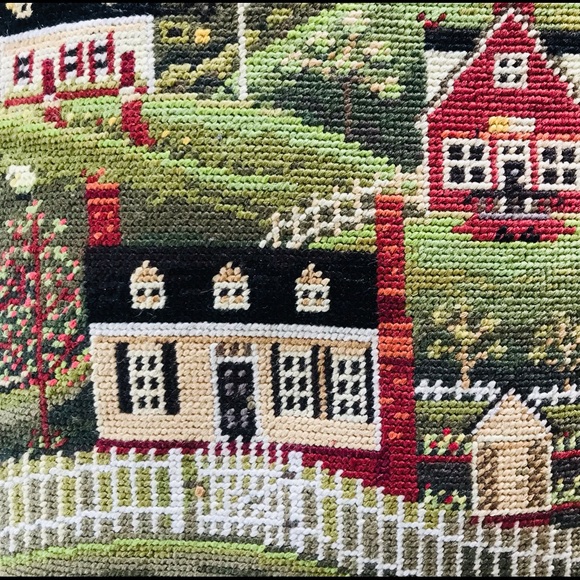 Williamsburg | Accents | Colonial Williamsburg Virginia Embrodery ...